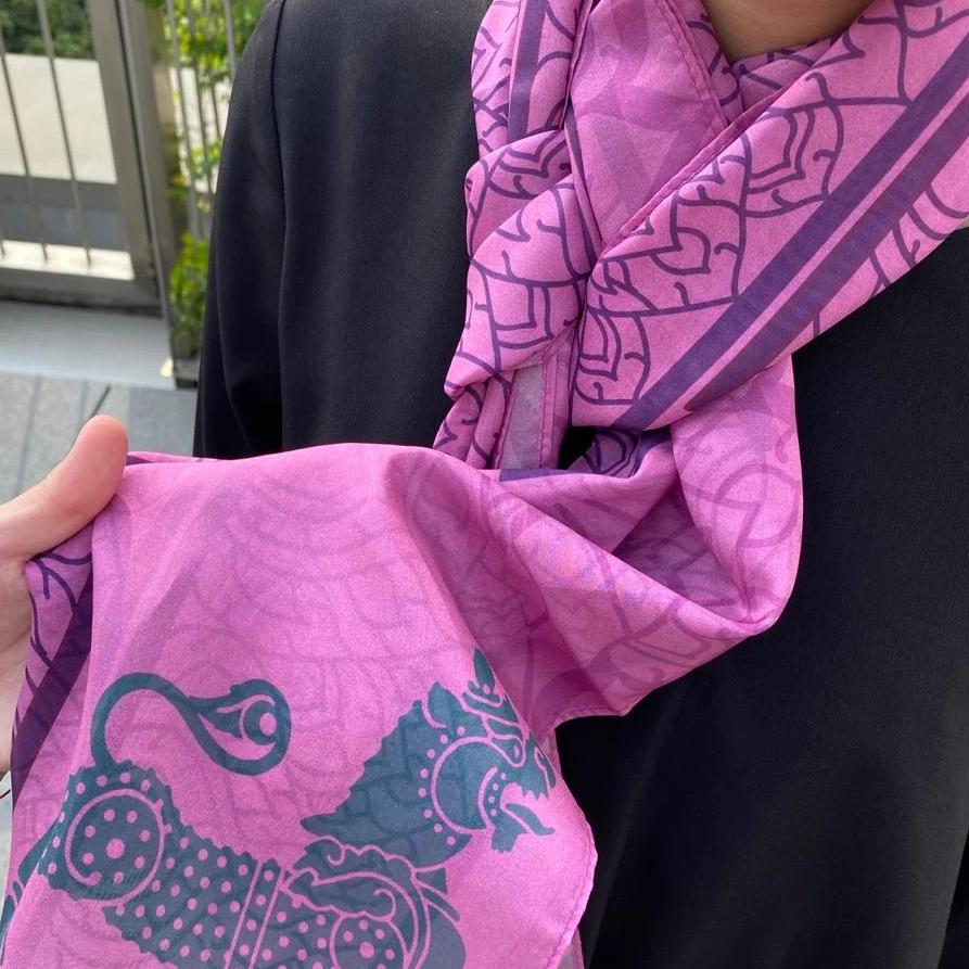 ASHK Scarf – Asia Society Hong Kong Center